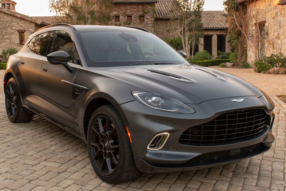 Aston Martin DBX 2024 Colors in UAE
