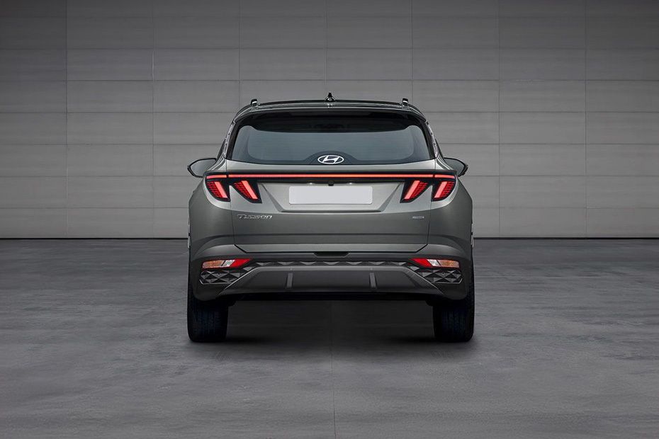 Hyundai Tucson Price in UAE - Images, Specs, Reviews & Compare