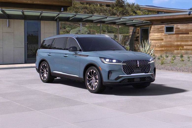 Lincoln Aviator 2025 Color Options Available in UAE