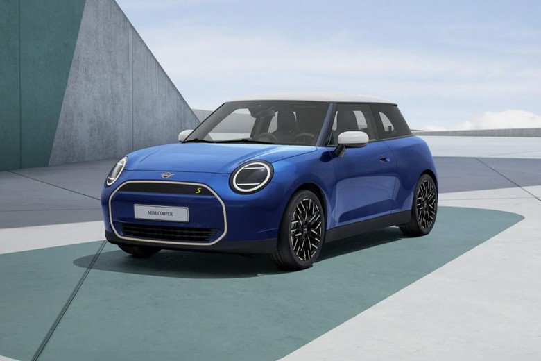 Mini Cooper Electric 2025 Images - View complete Interior-Exterior Pictures