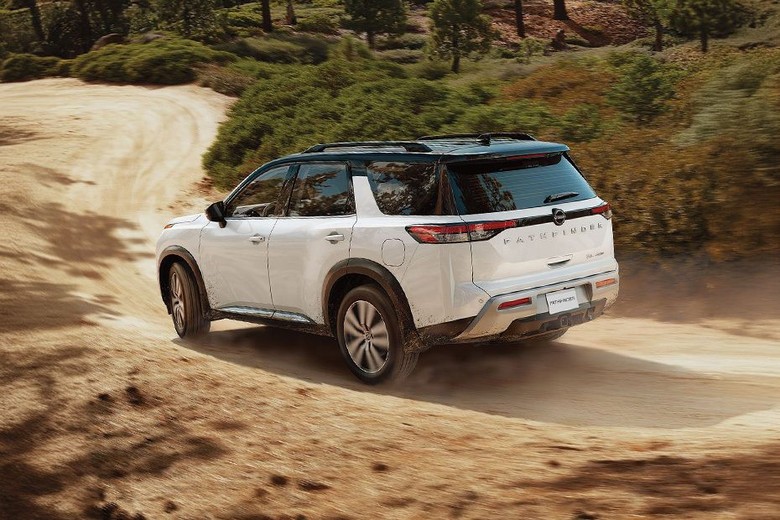 Nissan Pathfinder 2025 Images - View complete Interior-Exterior Pictures