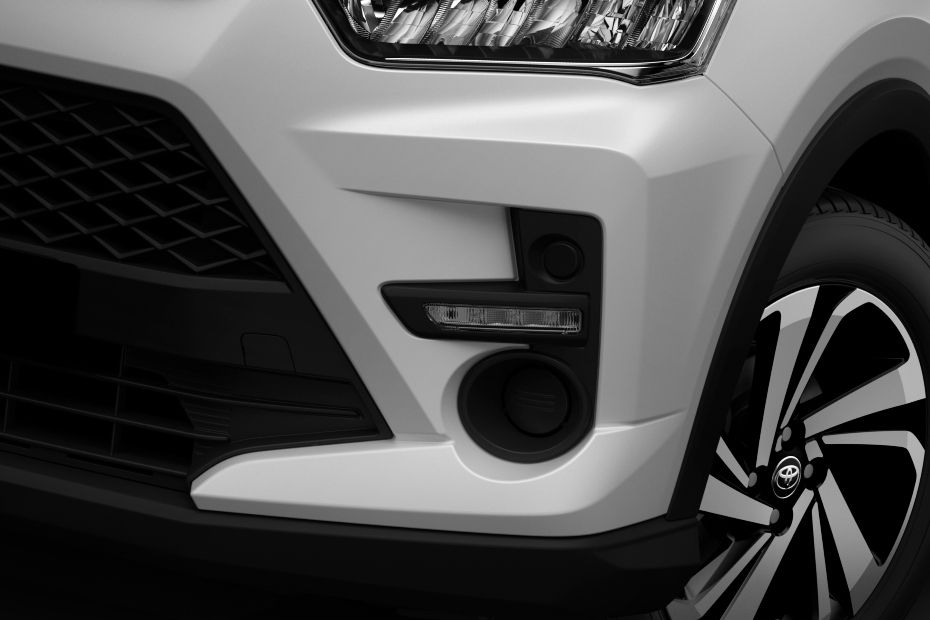 Toyota Raize 2024 Images - View complete Interior-Exterior Pictures