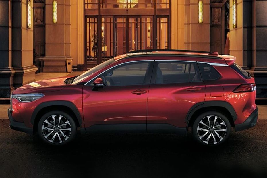 Toyota Corolla Cross Hybrid 2024 Images - View complete Interior ...