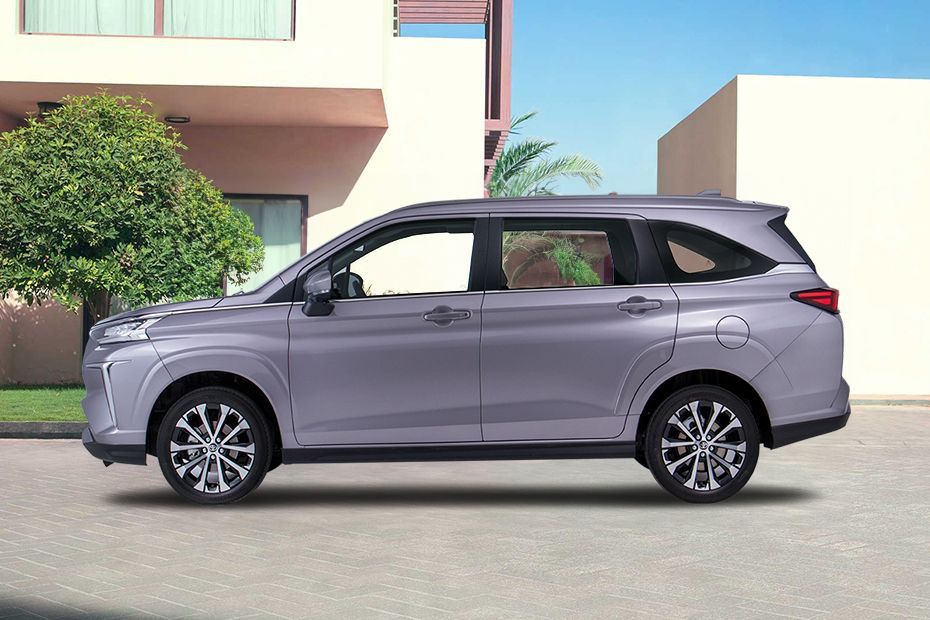 Toyota Veloz Price in UAE – Images, Specs & features, Reviews