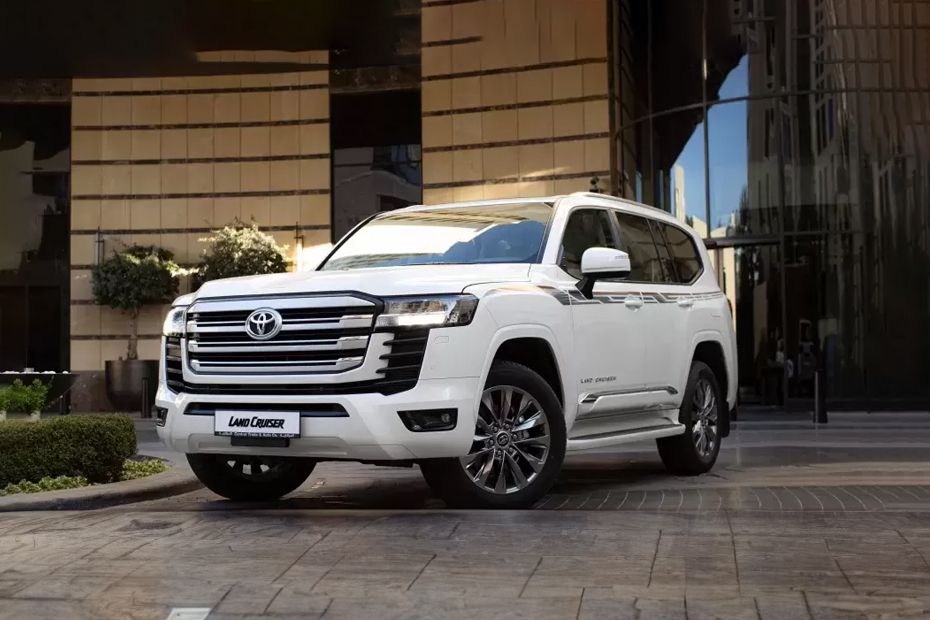 Toyota Land Cruiser 2024 4.0L GXR Price, Photos, Spec
