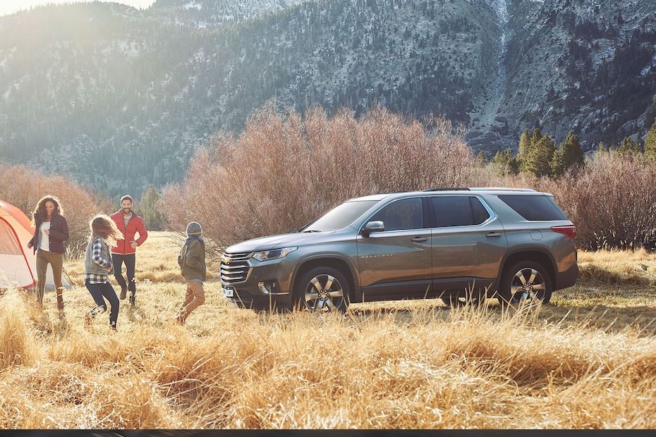 Chevrolet Traverse 2024 Images - View complete Interior-Exterior Pictures