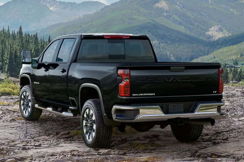 Chevrolet Silverado HD 2024 Price in UAE - Reviews, Specs & September ...