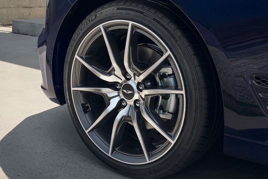 Genesis G70 SB 2025 Color Options Available in UAE