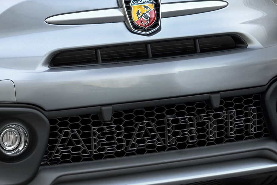 Abarth 695 2024 Colors in UAE