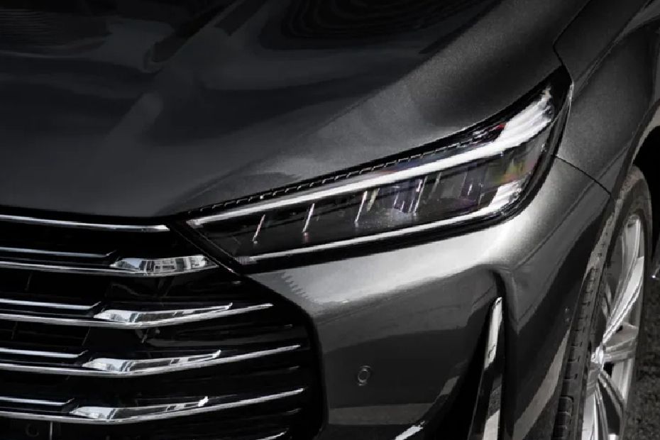 Discontinued GAC GA8 2.0L GL Features & Specs