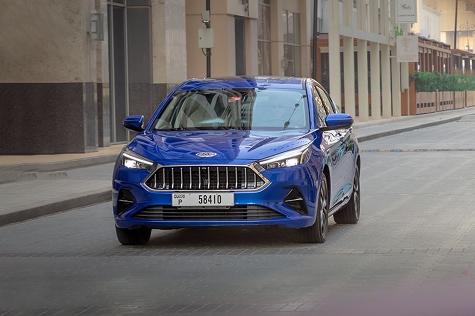JAC J7 Price in UAE – Images, Specs & features, Reviews