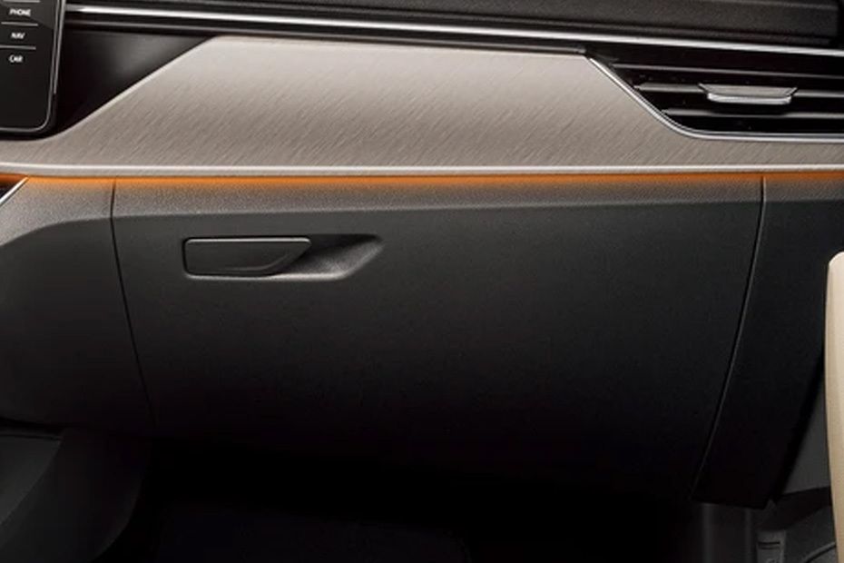 Skoda Kamiq 2025 Colors in UAE