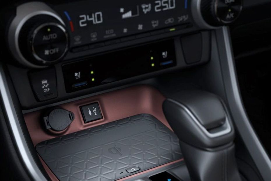 Toyota RAV 4 HEV 2024 Price in UAE - Reviews, Specs & September Offers