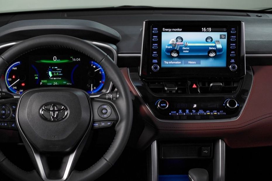 Toyota Corolla Cross Hybrid 2024 Images - View complete Interior ...