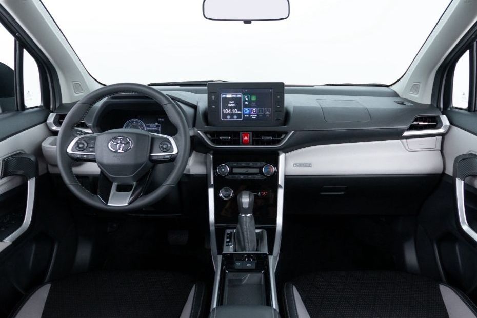 Toyota Veloz 2024 Price in UAE - Reviews, Specs & September Offers