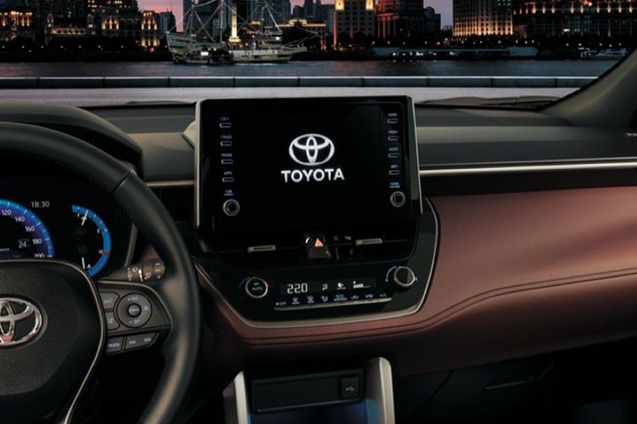Toyota Corolla HEV Price in UAE - Images, Specs, Reviews & Compare