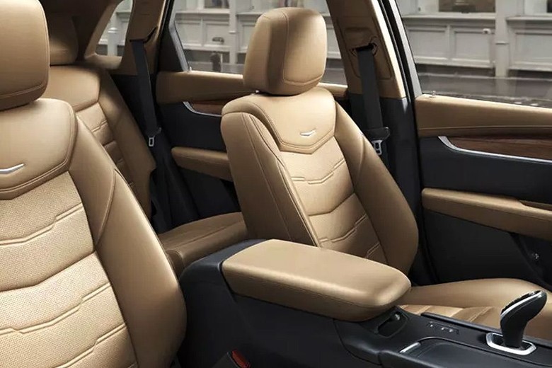 Cadillac XT5 2025 Color Options Available in UAE