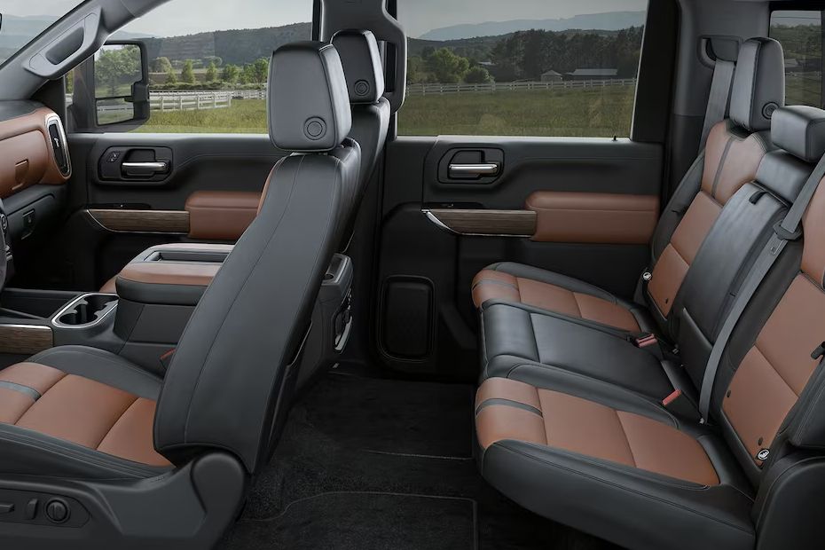 Chevrolet Silverado HD 2024 Price in UAE - Reviews, Specs & September ...