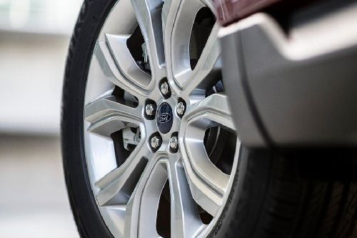 Ford launches all-new 2019 Edge ST