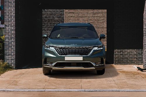 2024 Kia Carnival facelift revealed in full