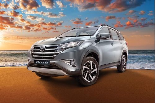 Toyota Fortuner vs Toyota Rush