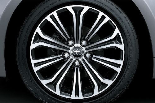 Toyota Corolla: Variants explained