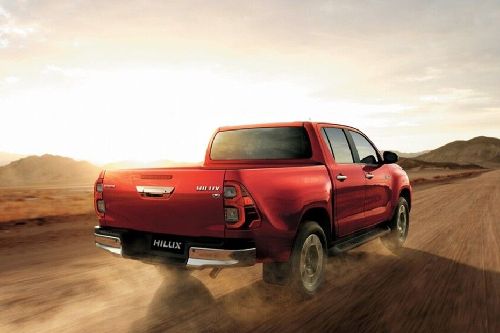 Toyota Hilux Champ pickup truck unveiled globally