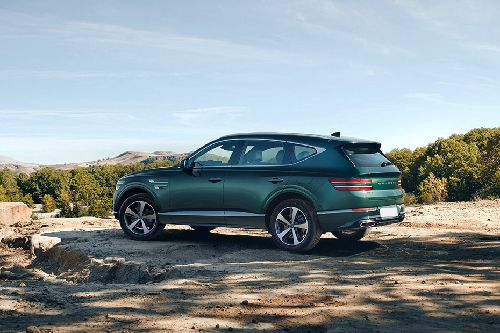 Genesis GV80 Coupe previewed in South Korea before its upcoming launch