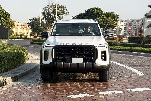 Which is Better? DONGFENG Shine or Maxus D90 Max | Full Comparison